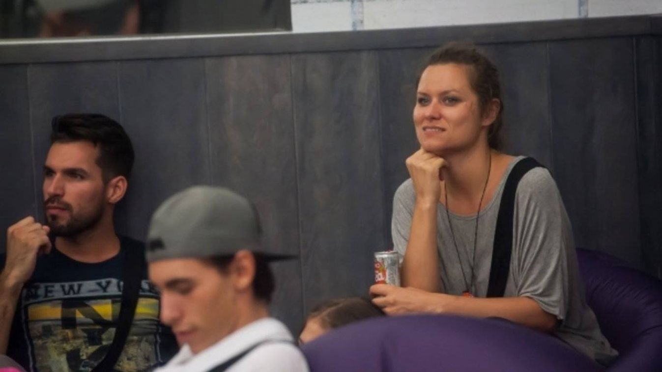 Oláh Ibolya dalát kapta Laura, a többit nem is ismerte