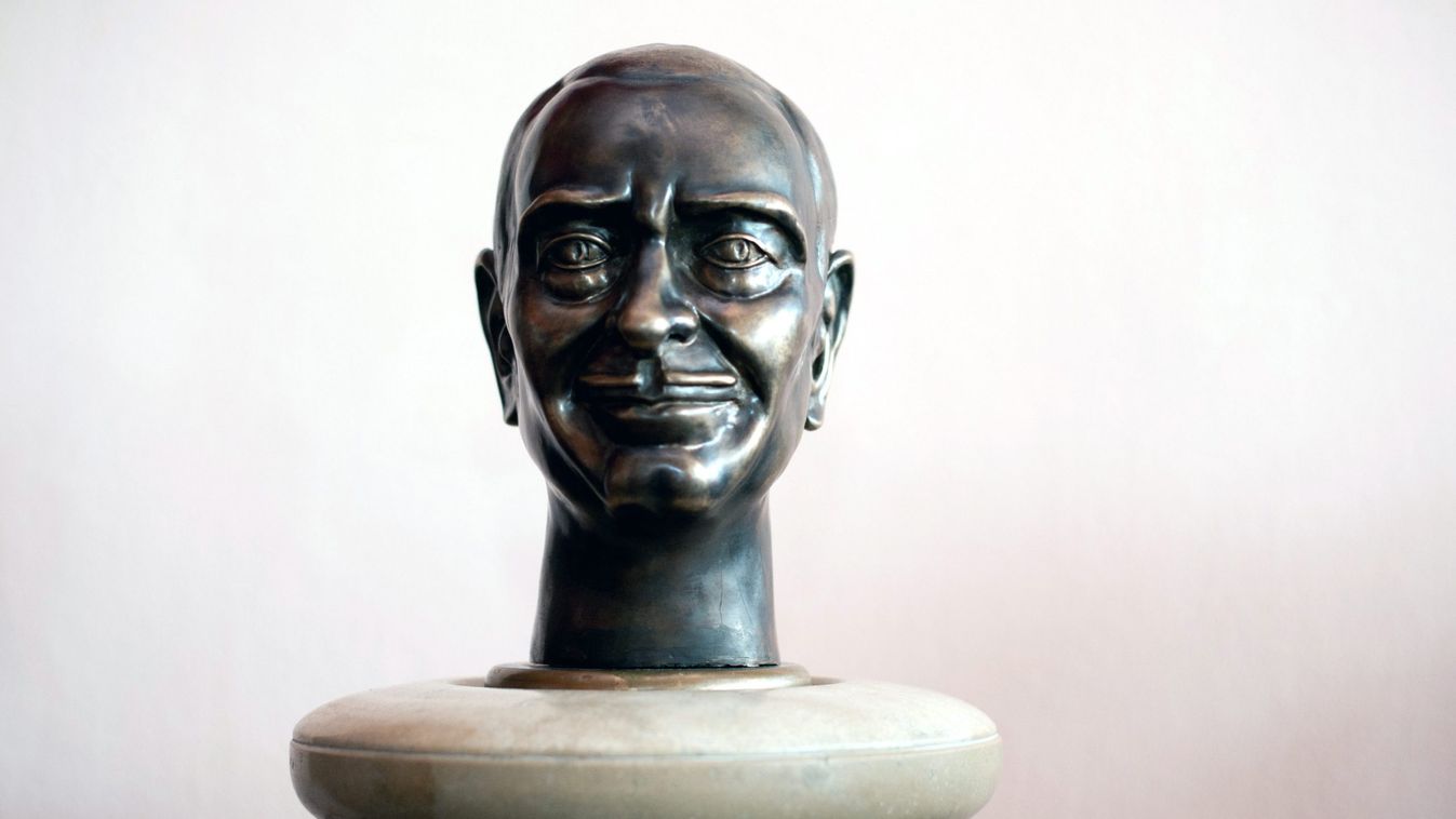 Rodolfo-kiállítás nyílik Pécsen