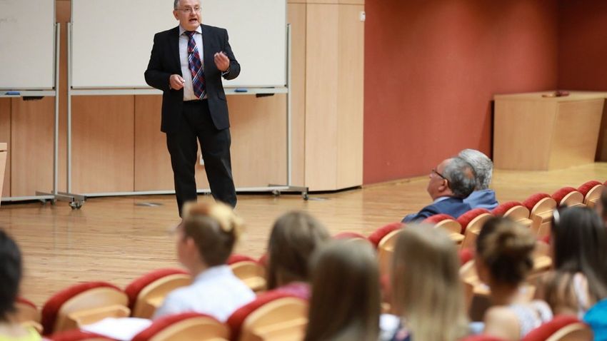 DELMAGYAR - A tanulás és emlékezés molekuláris alapjait mutatta be ...