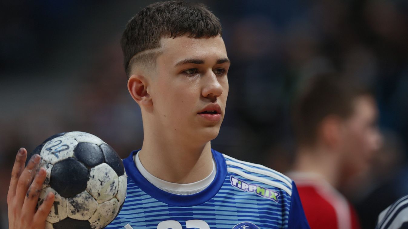 Szilágyi Benjámin profi szerződést kapott a Picktől