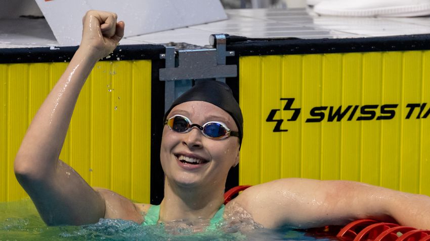 DELMAGYAR - Mindenkit meglepett a 100 méteres hátúszásban Ugrai Panna