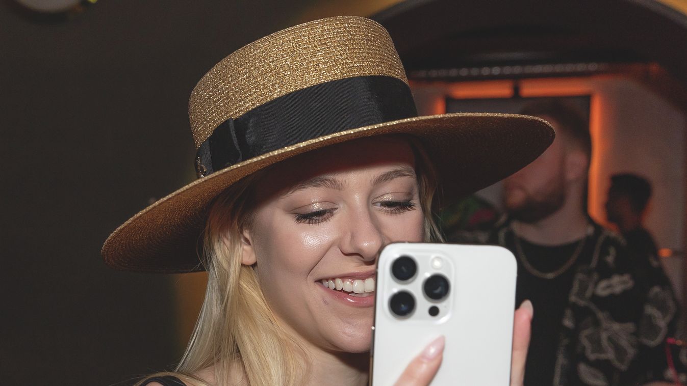 Immár második éve Schumacher Vanda a Coca-Cola SZIN házigazdája