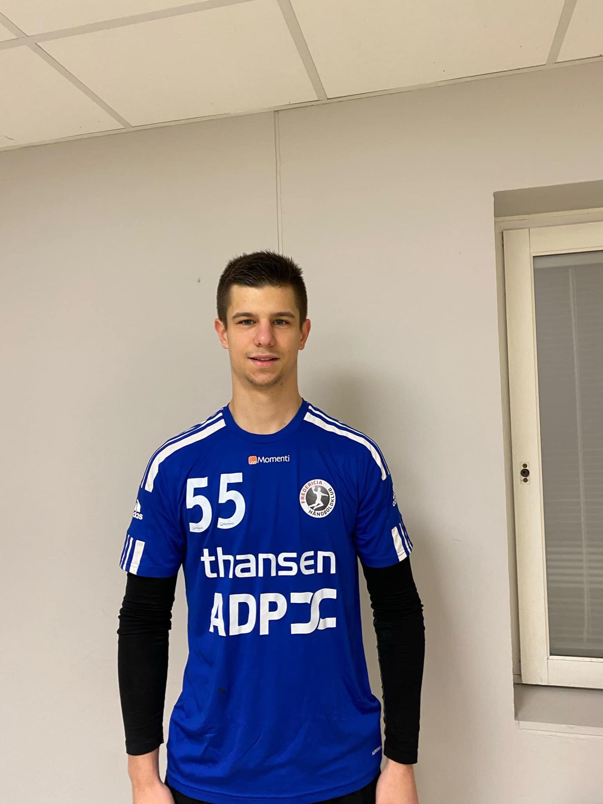 DELMAGYAR - Monoki Tamás Dániában játszik, titkokról mesélt