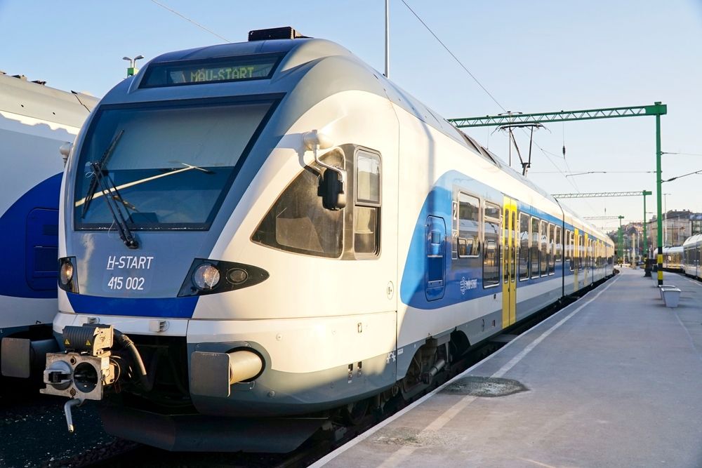 Javult a menetrend: jobb mozdonyok, pontosabb járatok júniusban