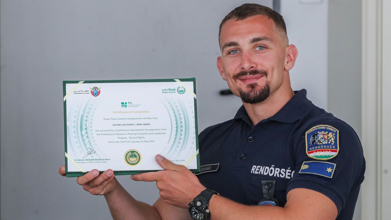 Vezetői képzésen vett részt Simon Márk hadnagy