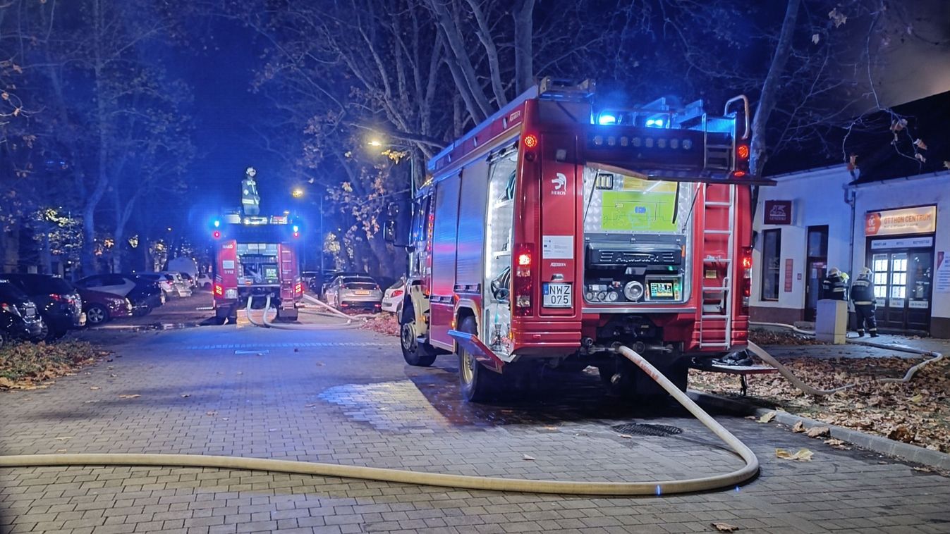 Tűzoltói beavatkozás karácsonykor: rengeteg helyre hívták őket